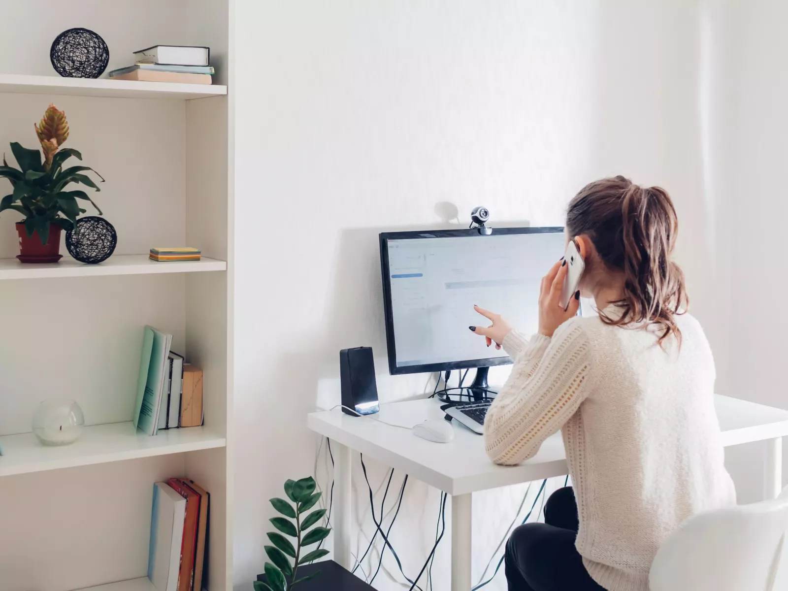 How to Build and Manage a Remote Sales Team | Xactly